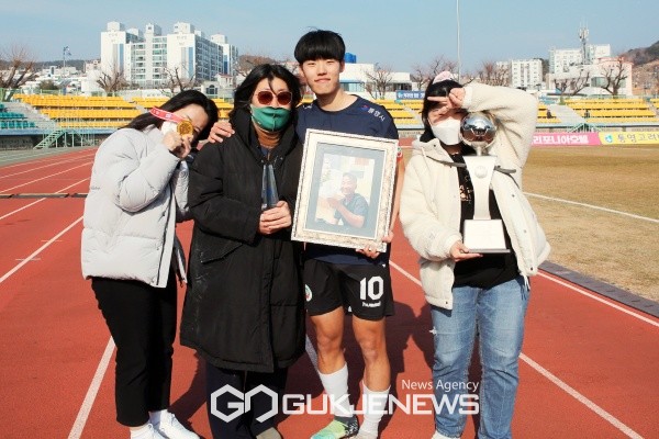 '대회 MVP' 호원대 이현탁, "사랑합니다 아버지" 父 향한 눈물의 사부곡