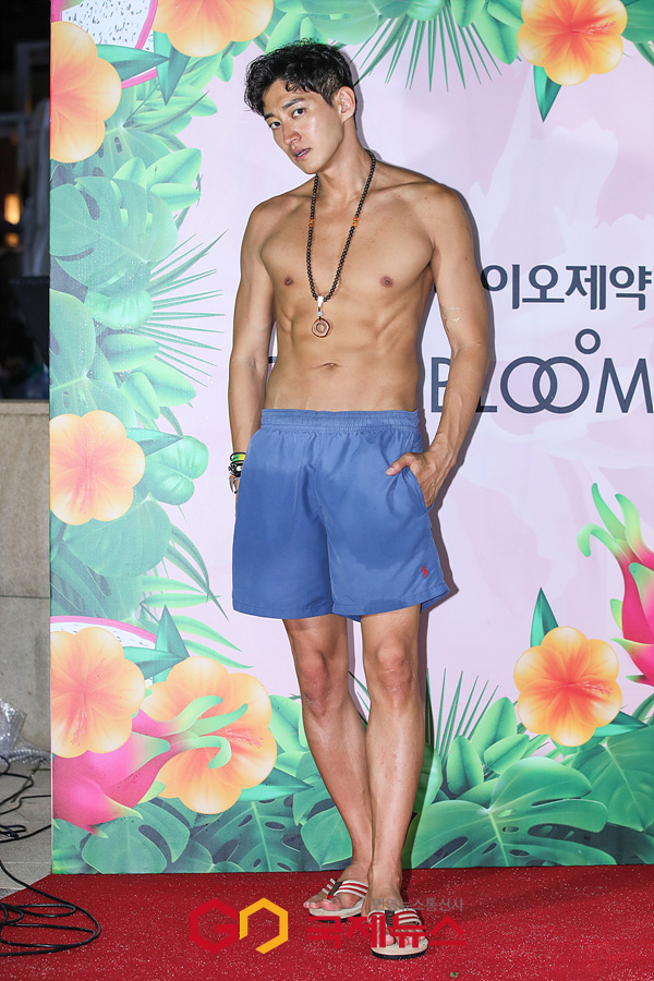 [GJ포토] DJ SunB(천재현), '섹시한 남성미'(메타썸머X셀블룸XNIA그룹 풀파티)