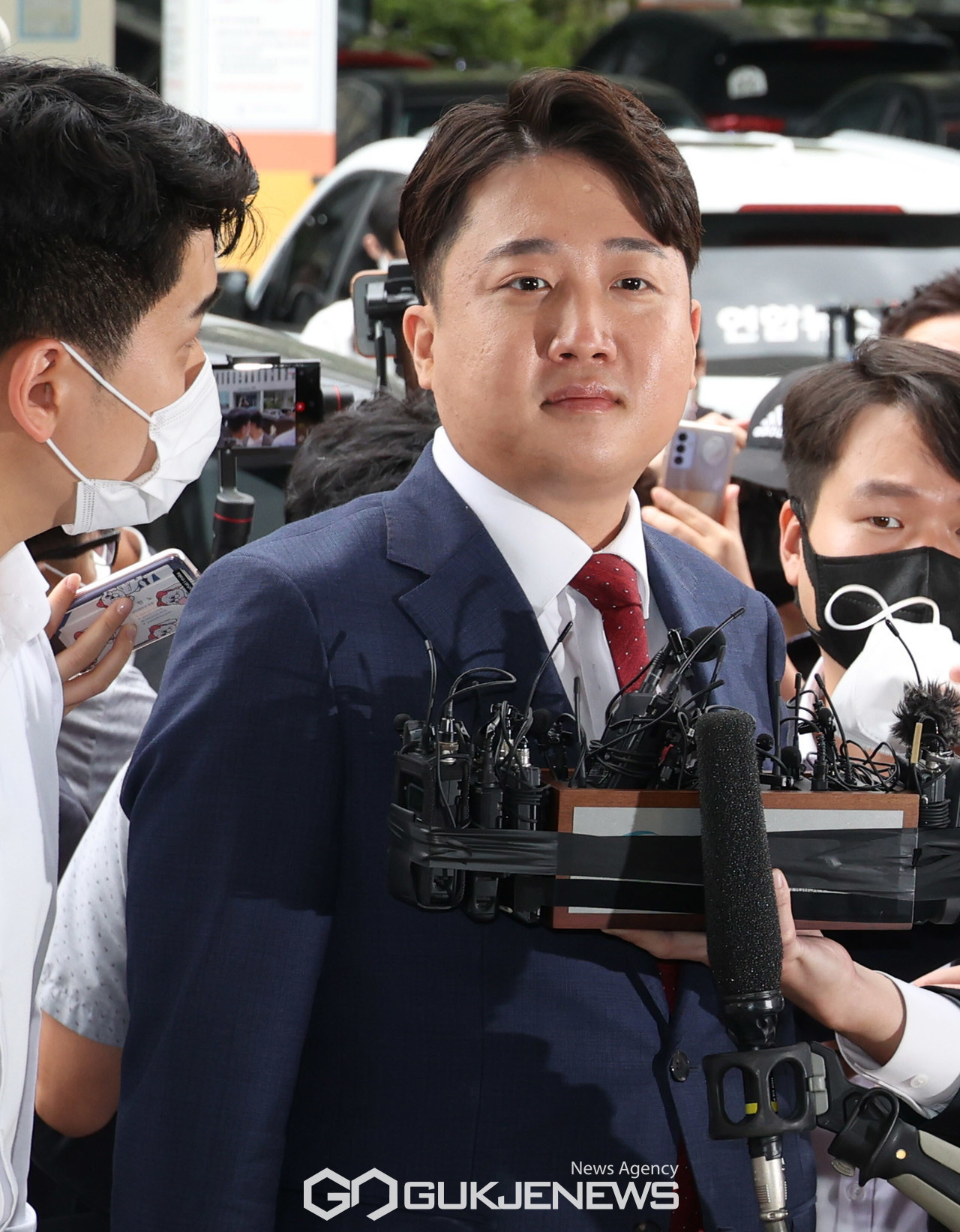 이준석, 이태원 참사 대책 발표 "경찰은 질서유지에 도움"