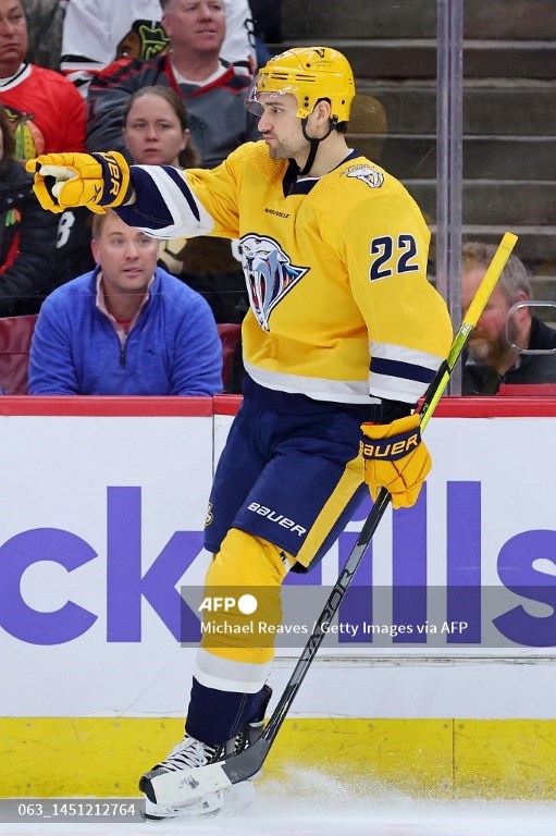 선제골로 리드하는 니노 니더라이터