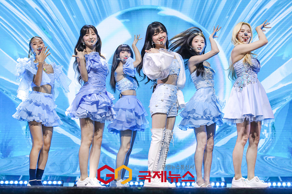 [GJ포토] 오마이걸(OH MY GIRL), '무더위 날리는 여름이 들려 신곡 무대'