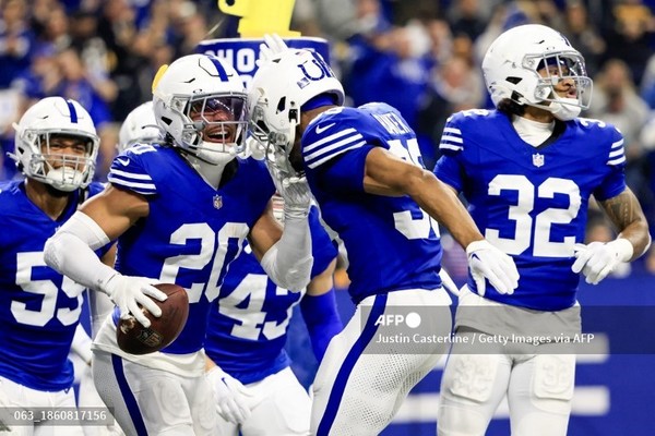 FBN-SPO-PITTSBURGH-STEELERS-V-INDIANAPOLIS-COLTS