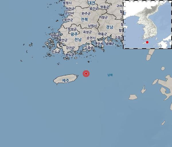 [지진 속보] 전남 여수시 거문도 남쪽 49km 해역서 2.4 규모 지진