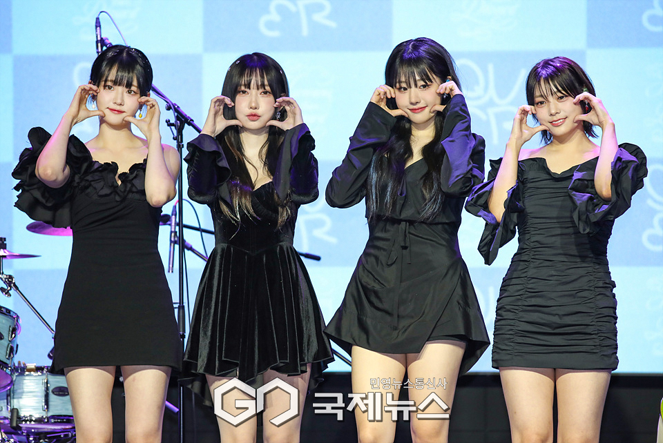 '김계란 밴드' QWER, 日 음악 페스티벌 출격...국내 넘어 열도 달군다