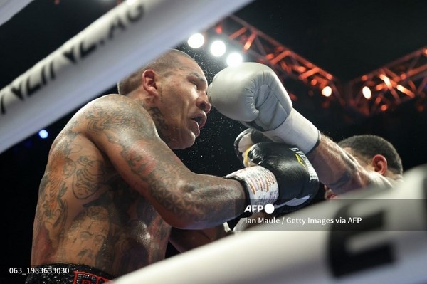 BOX-SPO-CONOR-BENN-V-PETER-DOBSON