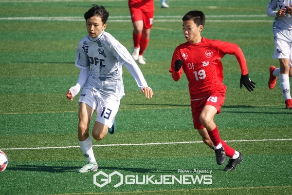 [금석배 중등 U14 유스컵] 조안KJFC v 아현중