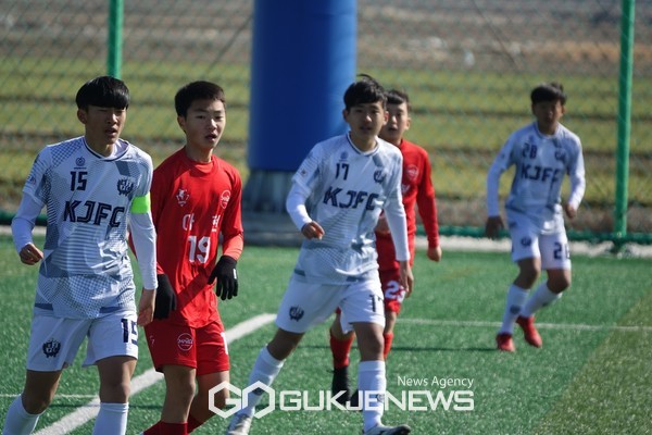 [금석배 중등 U14 유스컵] 조안KJFC v 아현중