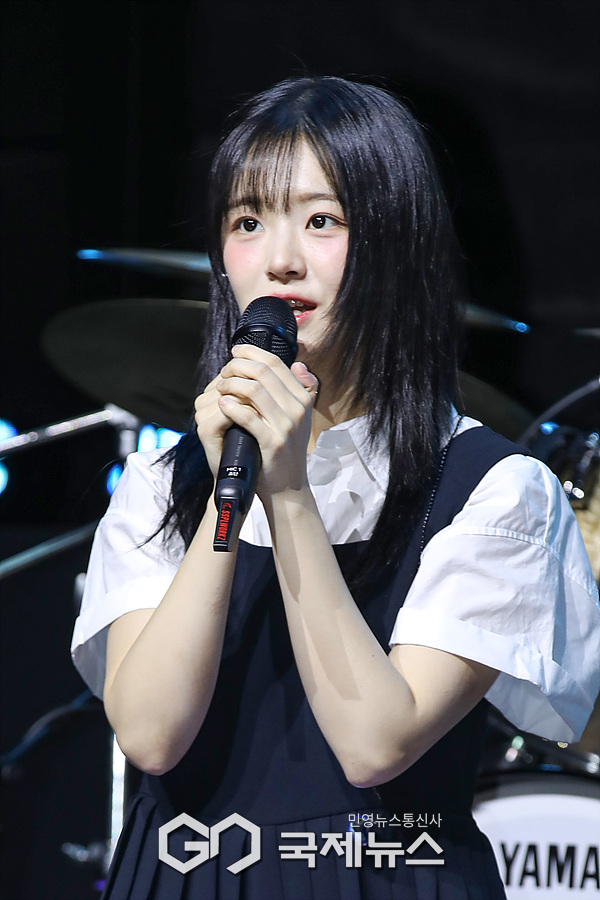 [GJ포토] 인사말 하는 QWER(큐더블유이알) 쵸단