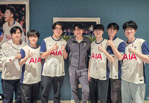 손흥민, 런던서 "페이커 T1 인증샷" 토트넘 경기일정