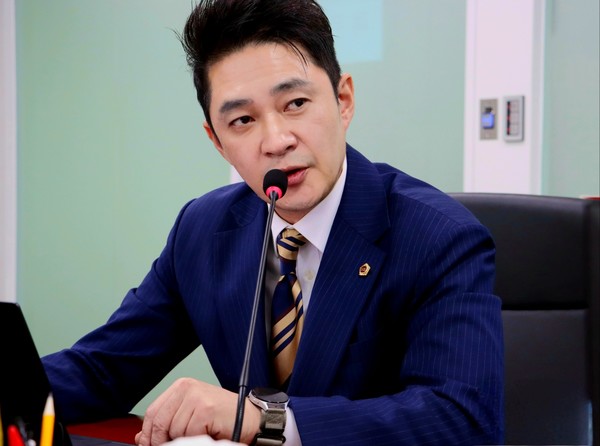 경기도의회 전석훈 "전문가 일할 수 있게 道공공기관 통합 계약관리 전담 조직 필요"