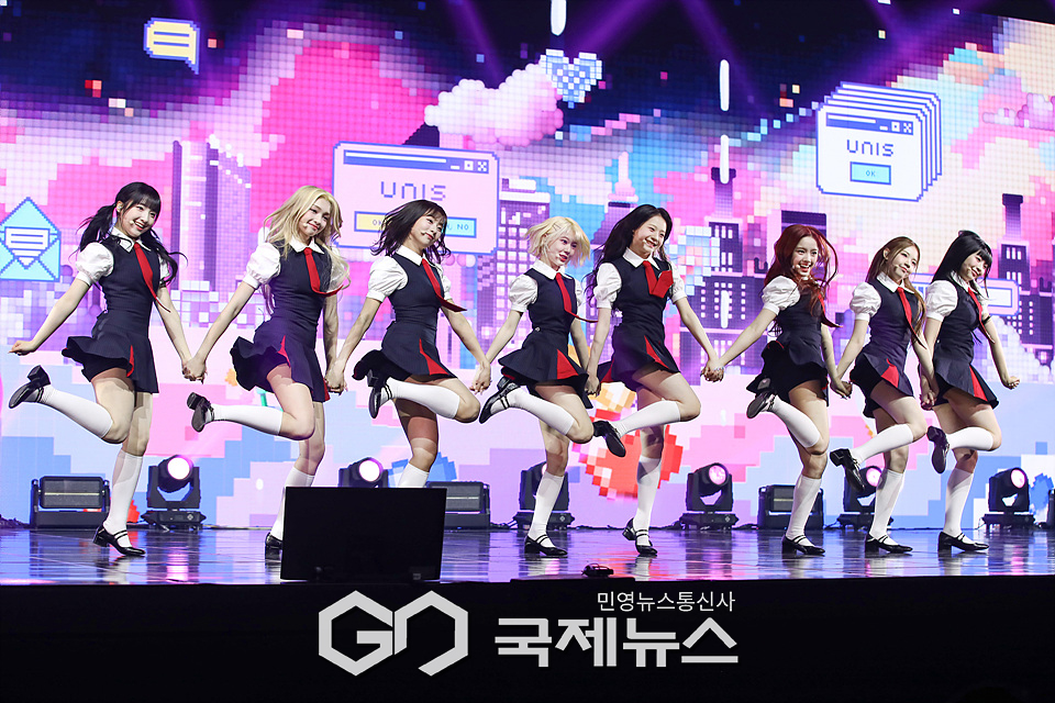 [GJ포토+] 'SWICY(스위시)하게 돌아온 걸그룹 유니스(UNIS)