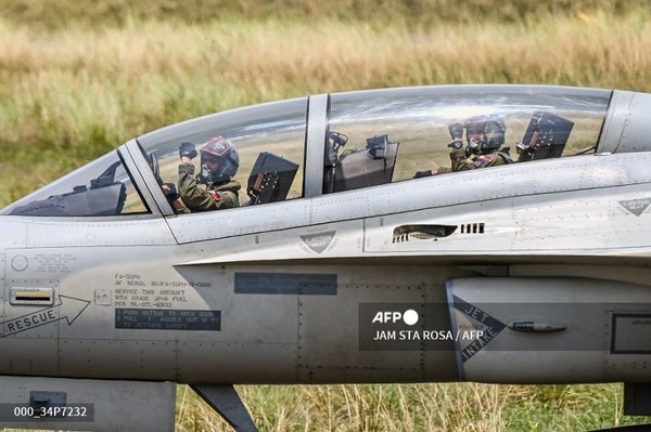 필리핀과 FA-50 12대 추가 수출 계약…1조 원 규모로 올 들어 최대