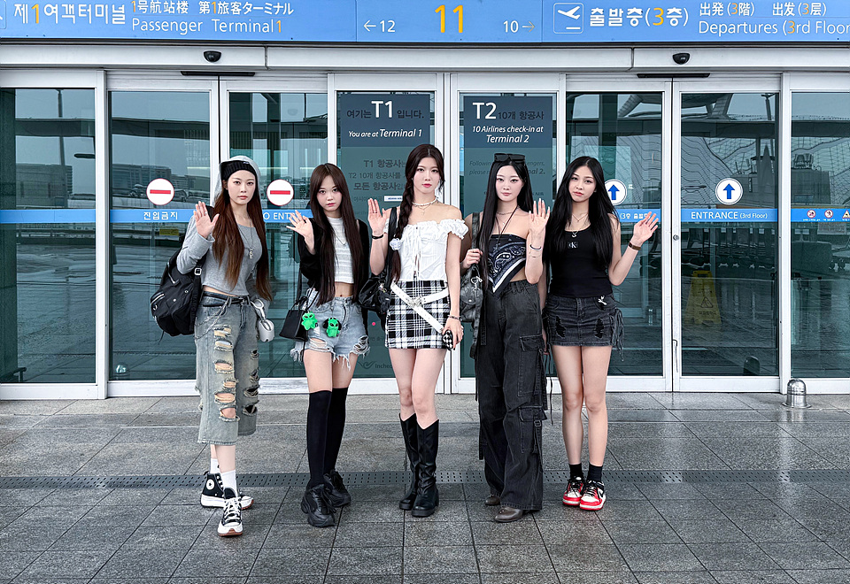 [GJ포토] 걸그룹 위치스(WITCHX), '월드투어 몽골 잘 다녀올게요'