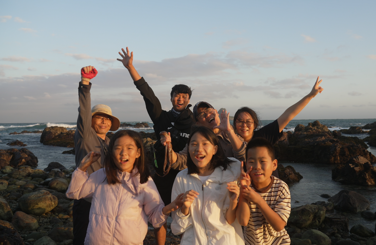 '인간극장' 추자도 삼총사 앞에 나타난 외국인의 정체