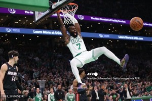 제일런 브라운, '파워 덩크슛'