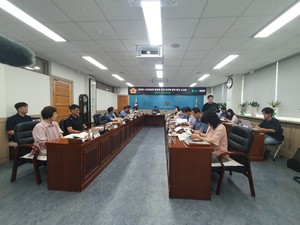 옥천군의회 연구단체, 스마트농업 활성화 방안 보고회 열어