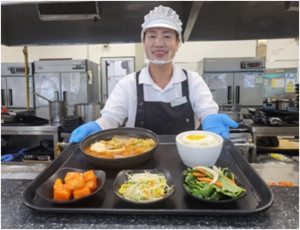 '여긴 꼭 가야 돼' 전국 고속도로 휴게소 맛집 TOP 10